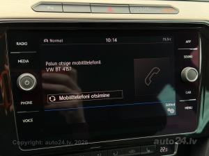Grey Volkswagen Passat 2018 in Parnu, with an engine capacity of 2.00 L and mileage of 234 thousand km for 15900 €, photo 11 on AUTOMOTO.COM.LV