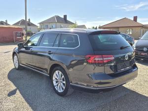 Grey Volkswagen Passat 2018 in Vilnius, with an engine capacity of 1.60 L and mileage of 216 thousand km for 12450 €, photo 6 on AUTOMOTO.COM.LV