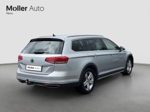 Pelēks Volkswagen Passat 2018 Pērnava, ar dzinēja tilpumu 2.00 L un nobraukumu 234 tūkst. km par 15650 €, foto 3 vietnē AUTOMOTO.COM.LV