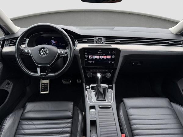 Pelēks Volkswagen Passat 2018 Pērnava, ar dzinēja tilpumu 2.00 L un nobraukumu 234 tūkst. km par 15650 €, foto 7 vietnē AUTOMOTO.COM.LV