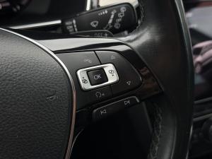 Pelēks Volkswagen Passat 2018 Pērnava, ar dzinēja tilpumu 2.00 L un nobraukumu 234 tūkst. km par 15650 €, foto 20 vietnē AUTOMOTO.COM.LV