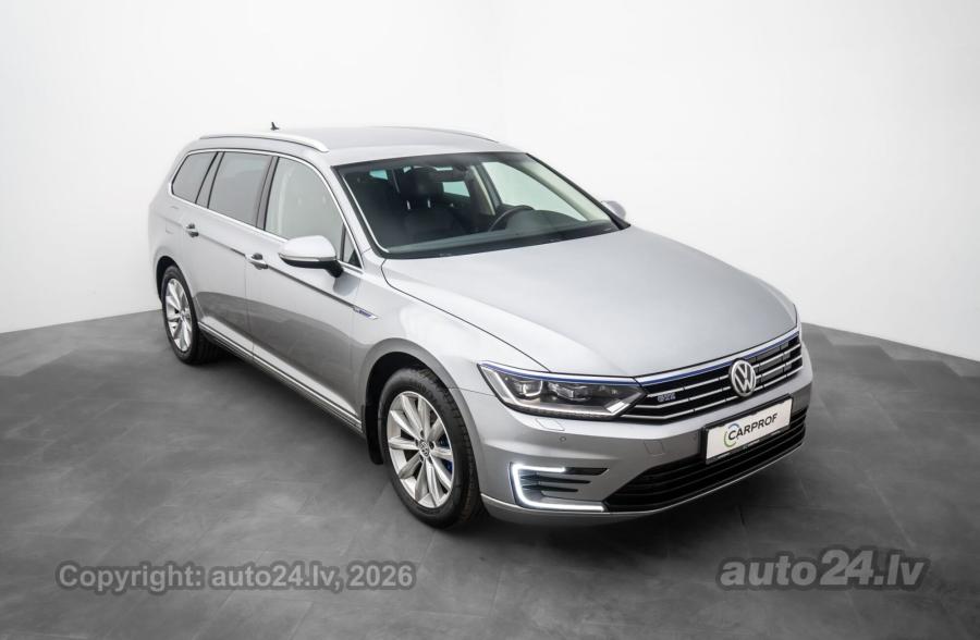 Grey Volkswagen Passat 2018 in Tallinn, with an engine capacity of 1.40 L and mileage of 196 thousand km for 11999 €, photo 4 on AUTOMOTO.COM.LV