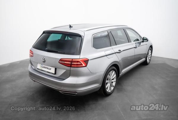 Grey Volkswagen Passat 2018 in Tallinn, with an engine capacity of 1.40 L and mileage of 196 thousand km for 11999 €, photo 4 on AUTOMOTO.COM.LV