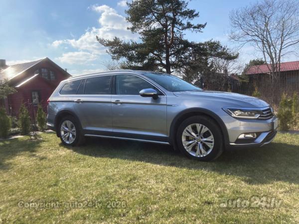 Grey Volkswagen Passat 2018 in Tallinn, with an engine capacity of 2.00 L and mileage of 132 thousand km for 19800 €, photo 5 on AUTOMOTO.COM.LV