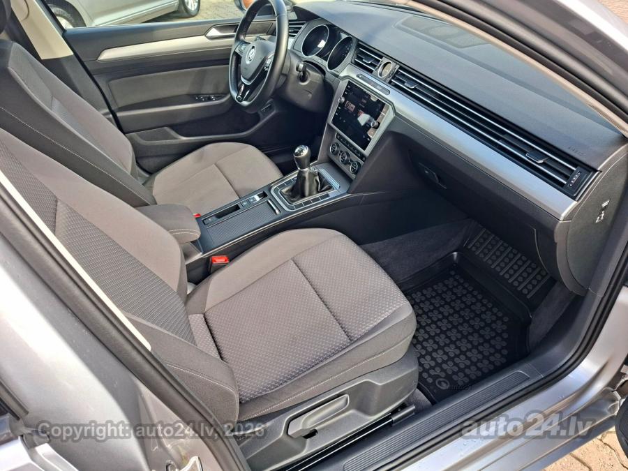 Pelēks Volkswagen Passat 2018 Tartu, ar dzinēja tilpumu 2.00 L un nobraukumu 209 tūkst. km par 10990 €, foto 9 vietnē AUTOMOTO.COM.LV