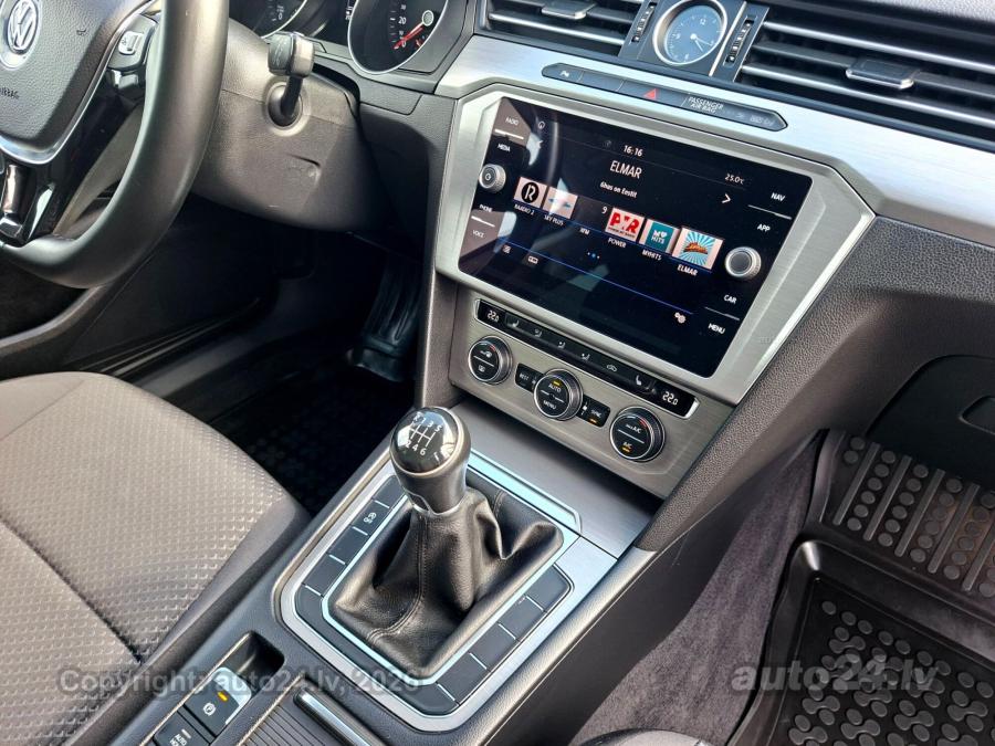 Pelēks Volkswagen Passat 2018 Tartu, ar dzinēja tilpumu 2.00 L un nobraukumu 209 tūkst. km par 10990 €, foto 16 vietnē AUTOMOTO.COM.LV