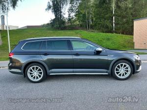 Pelēks Volkswagen Passat 2018 Otepē, ar dzinēja tilpumu 2.00 L un nobraukumu 239 tūkst. km par 15900 €, foto 4 vietnē AUTOMOTO.COM.LV