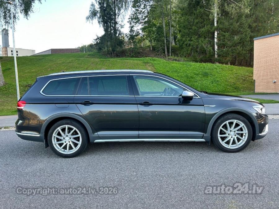 Pelēks Volkswagen Passat 2018 Otepē, ar dzinēja tilpumu 2.00 L un nobraukumu 239 tūkst. km par 15900 €, foto 4 vietnē AUTOMOTO.COM.LV