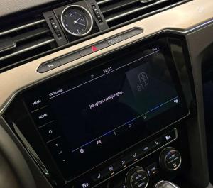 Grey Volkswagen Passat 2018 in Marijampole, with an engine capacity of 1.40 L and mileage of 221 thousand km for 13650 €, photo 11 on AUTOMOTO.COM.LV
