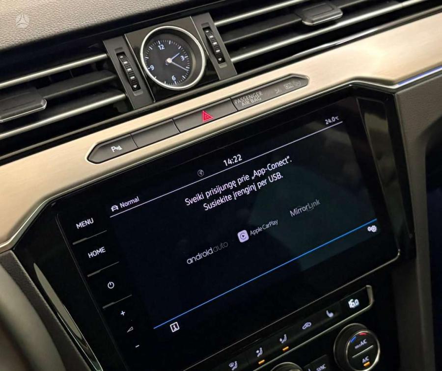 Grey Volkswagen Passat 2018 in Marijampole, with an engine capacity of 1.40 L and mileage of 221 thousand km for 13650 €, photo 15 on AUTOMOTO.COM.LV