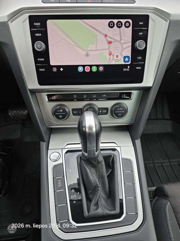 Pelēks Volkswagen Passat 2018 Kauņa, ar dzinēja tilpumu 1.97 L un nobraukumu 172 tūkst. km par 11500 €, foto 9 vietnē AUTOMOTO.COM.LV