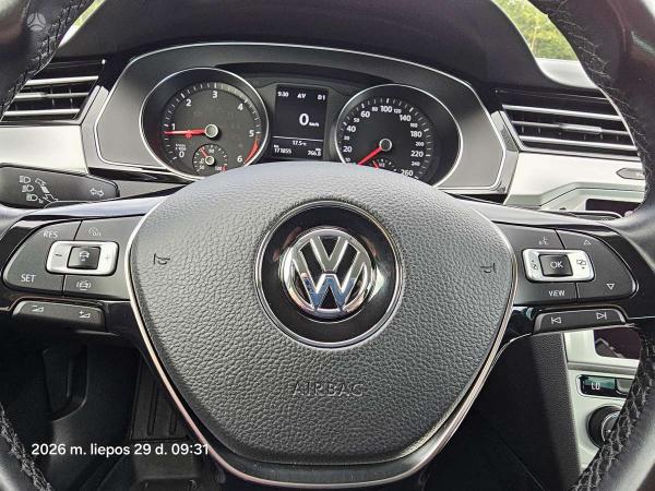 Pelēks Volkswagen Passat 2018 Kauņa, ar dzinēja tilpumu 1.97 L un nobraukumu 172 tūkst. km par 11500 €, foto 10 vietnē AUTOMOTO.COM.LV