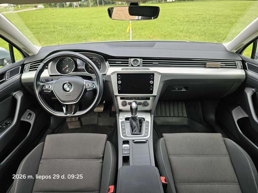 Pelēks Volkswagen Passat 2018 Kauņa, ar dzinēja tilpumu 1.97 L un nobraukumu 172 tūkst. km par 11500 €, foto 13 vietnē AUTOMOTO.COM.LV