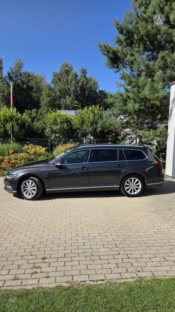 Grey Volkswagen Passat 2018 in Vilnius, with an engine capacity of 1.97 L and mileage of 290 thousand km for 12800 €, photo 4 on AUTOMOTO.COM.LV