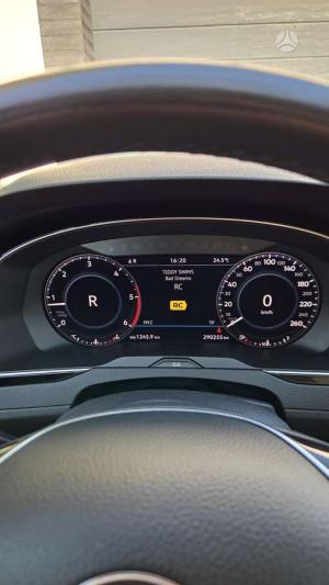Grey Volkswagen Passat 2018 in Vilnius, with an engine capacity of 1.97 L and mileage of 290 thousand km for 12800 €, photo 15 on AUTOMOTO.COM.LV