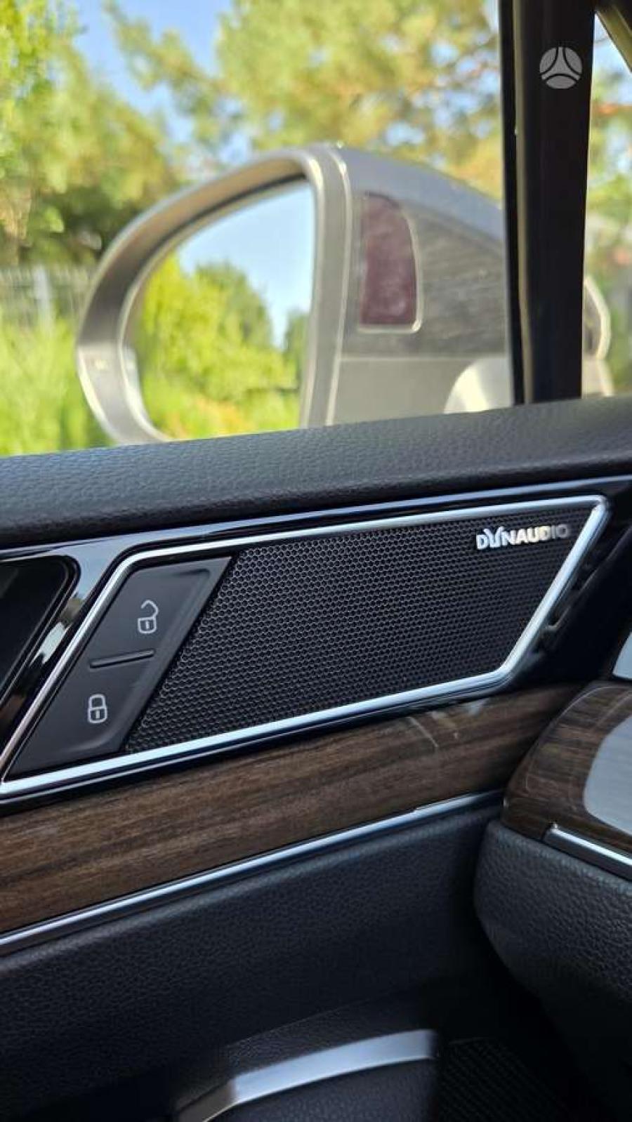 Grey Volkswagen Passat 2018 in Vilnius, with an engine capacity of 1.97 L and mileage of 290 thousand km for 12800 €, photo 18 on AUTOMOTO.COM.LV