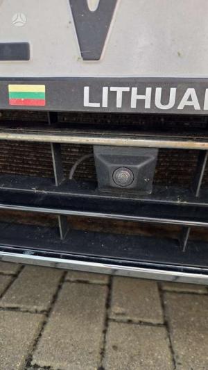 Grey Volkswagen Passat 2018 in Vilnius, with an engine capacity of 1.97 L and mileage of 290 thousand km for 12800 €, photo 27 on AUTOMOTO.COM.LV