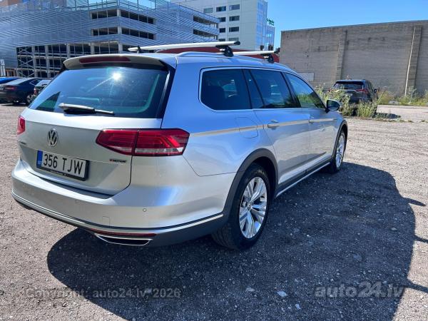 Grey Volkswagen Passat 2018 in Tallinn, with an engine capacity of 2.00 L and mileage of 175 thousand km for 15500 €, photo 4 on AUTOMOTO.COM.LV