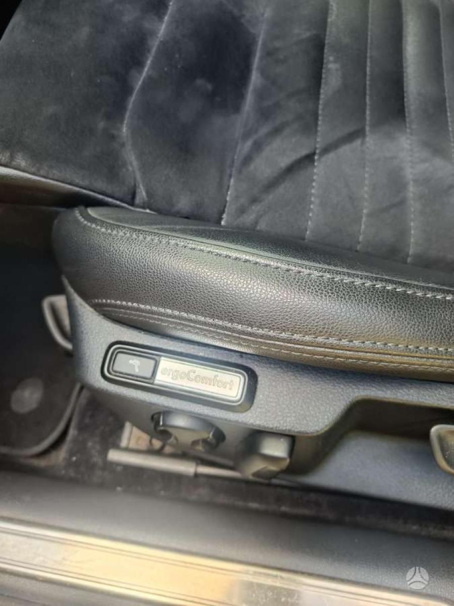 Pelēks Volkswagen Passat 2018 Viļņa, ar dzinēja tilpumu 1.97 L un nobraukumu 330 tūkst. km par 9999 €, foto 16 vietnē AUTOMOTO.COM.LV