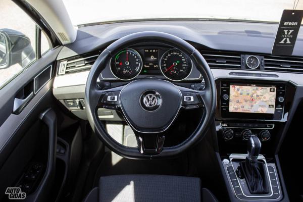 Volkswagen Passat 2018 Kauņa vietnē Pelēks Volkswagen Passat 2018 Kauņa, ar dzinēja tilpumu 1.40 L un nobraukumu 156 tūkst. km par 13200 €, foto 11 vietnē AUTOMOTO.COM.LV
