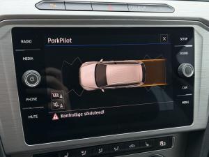 Grey Volkswagen Passat 2018 in Parnu, with an engine capacity of 1.40 L and mileage of 96 thousand km for 13900 €, photo 12 on AUTOMOTO.COM.LV