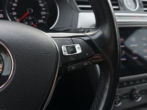 Grey Volkswagen Passat 2018 in Parnu, with an engine capacity of 1.40 L and mileage of 96 thousand km for 13900 €, photo 15 on AUTOMOTO.COM.LV