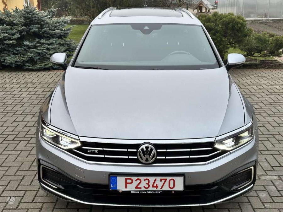 Pelēks Volkswagen Passat 2019 Marijampole, ar dzinēja tilpumu 1.40 L un nobraukumu 94 tūkst. km par 19750 €, foto 3 vietnē AUTOMOTO.COM.LV