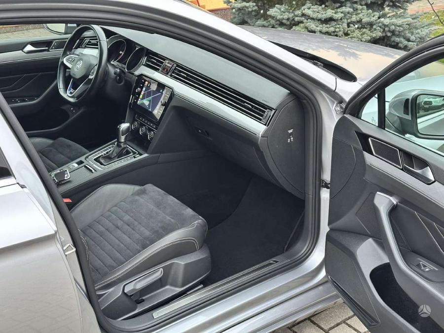 Pelēks Volkswagen Passat 2019 Marijampole, ar dzinēja tilpumu 1.40 L un nobraukumu 94 tūkst. km par 19750 €, foto 15 vietnē AUTOMOTO.COM.LV