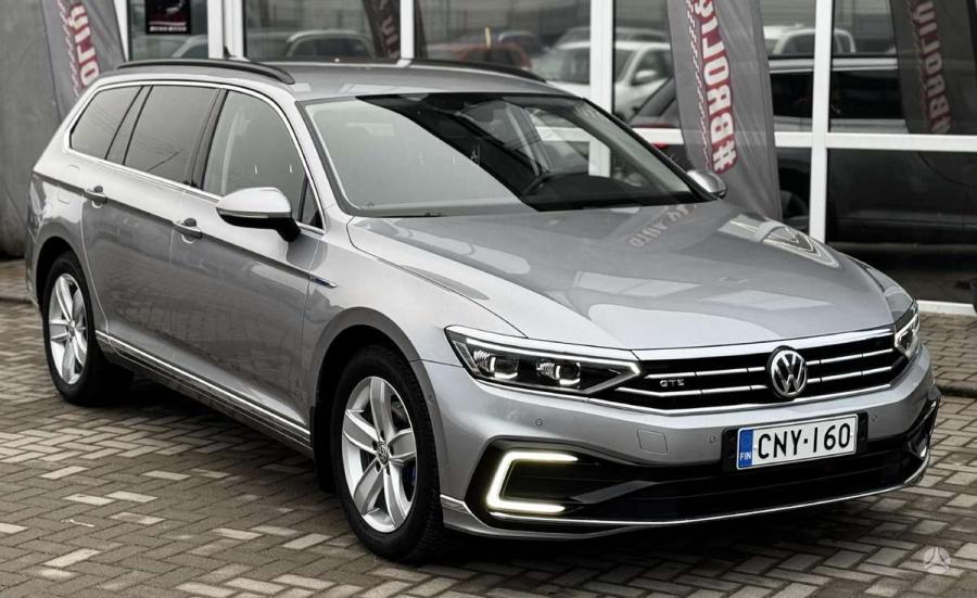 Pelēks Volkswagen Passat 2019 Radviliškis, ar dzinēja tilpumu 1.40 L un nobraukumu 65 tūkst. km par 15650 €, foto 4 vietnē AUTOMOTO.COM.LV