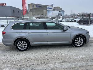 Grey Volkswagen Passat 2019 in Panevezys, with an engine capacity of 1.60 L and mileage of 269 thousand km for 9500 €, photo 8 on AUTOMOTO.COM.LV