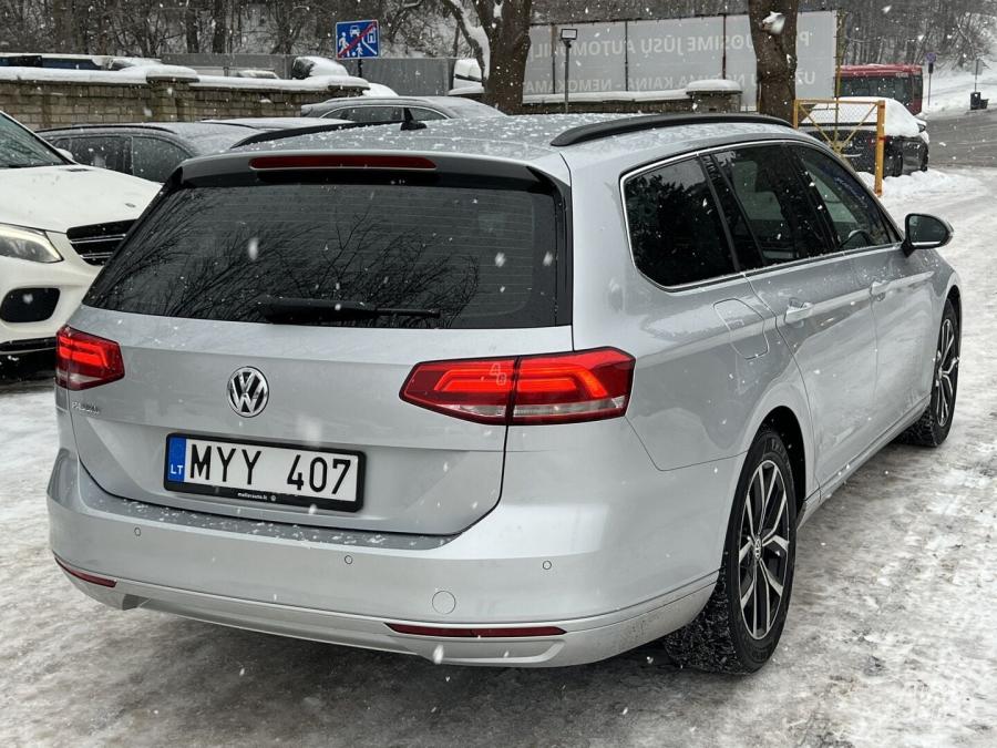 Grey Volkswagen Passat 2019 in Vilnius, with an engine capacity of 2.00 L and mileage of 210 thousand km for 12000 €, photo 5 on AUTOMOTO.COM.LV
