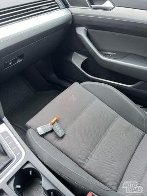 Grey Volkswagen Passat 2019 in Vilnius, with an engine capacity of 2.00 L and mileage of 210 thousand km for 12000 €, photo 15 on AUTOMOTO.COM.LV