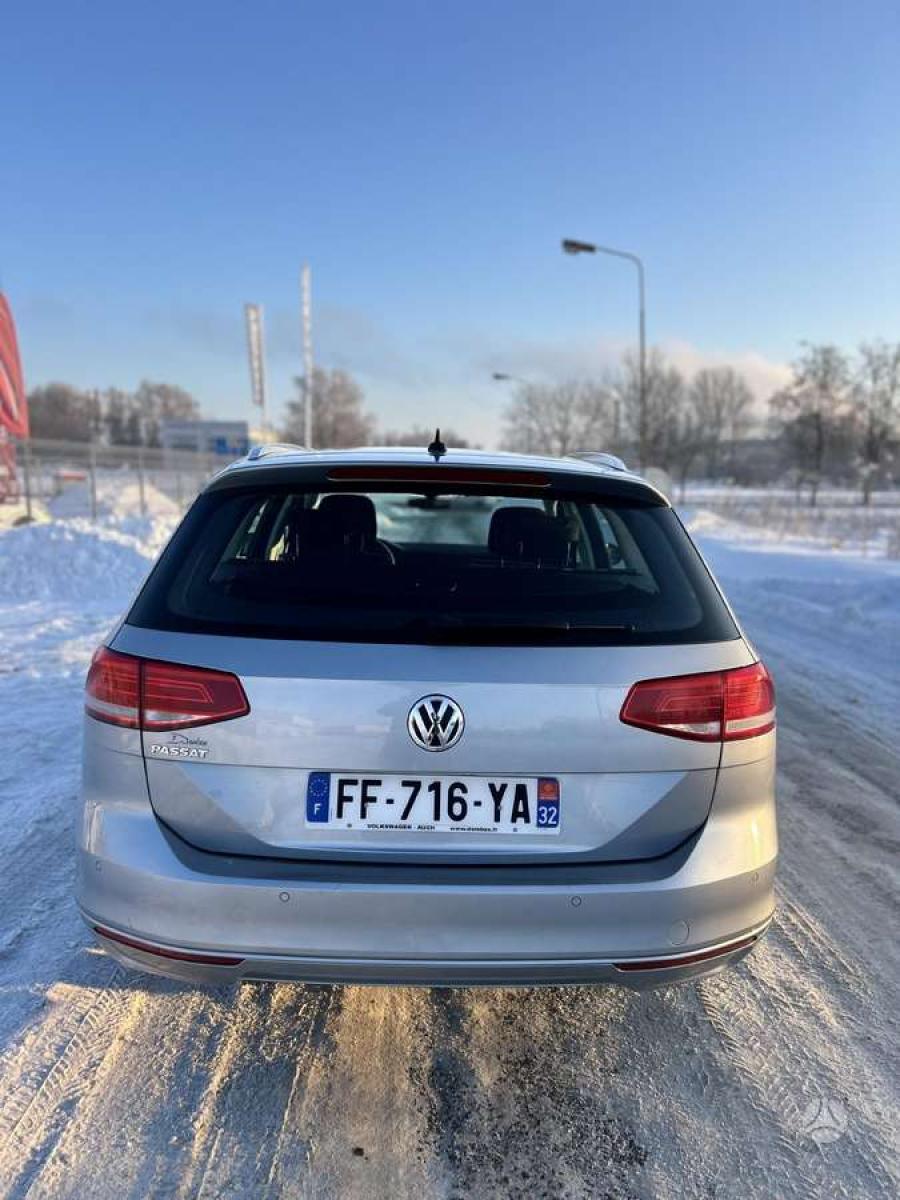 Pelēks Volkswagen Passat 2019 Panevēža, ar dzinēja tilpumu 1.60 L un nobraukumu 269 tūkst. km par 9300 €, foto 6 vietnē AUTOMOTO.COM.LV