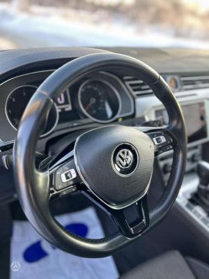 Pelēks Volkswagen Passat 2019 Panevēža, ar dzinēja tilpumu 1.60 L un nobraukumu 269 tūkst. km par 9300 €, foto 16 vietnē AUTOMOTO.COM.LV