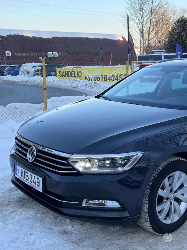 Pelēks Volkswagen Passat 2019 Viļņa, ar dzinēja tilpumu 1.50 L un nobraukumu 184 tūkst. km par 12500 €, foto 2 vietnē AUTOMOTO.COM.LV