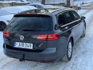 Grey Volkswagen Passat 2019 in Vilnius, with an engine capacity of 1.50 L and mileage of 184 thousand km for 12500 €, photo 6 on AUTOMOTO.COM.LV
