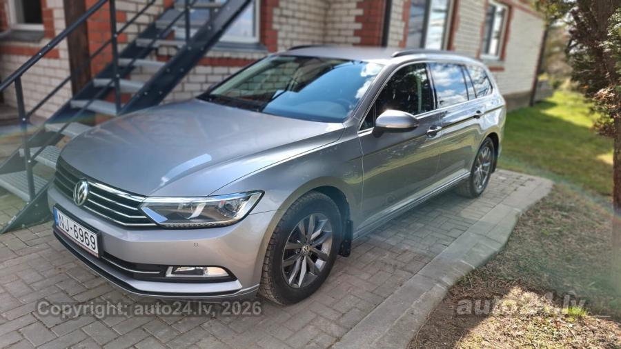 Pelēks Volkswagen Passat 2019 Rīga, ar dzinēja tilpumu 1.50 L un nobraukumu 200 tūkst. km par 12900 €, foto 1 vietnē AUTOMOTO.COM.LV