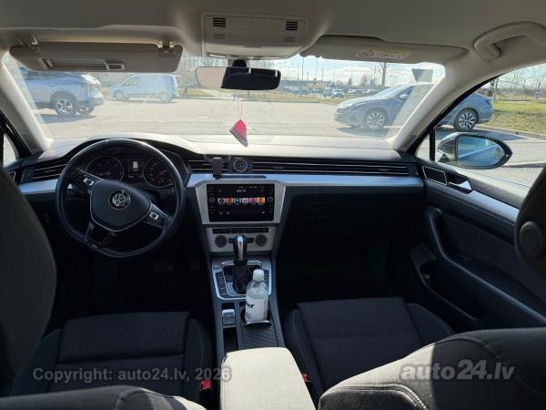 Grey Volkswagen Passat 2019 in Tallinn, with an engine capacity of 2.00 L and mileage of 217 thousand km for 14500 €, photo 5 on AUTOMOTO.COM.LV