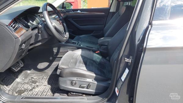 Pelēks Volkswagen Passat 2019 Viļņa, ar dzinēja tilpumu 2.00 L un nobraukumu 253 tūkst. km par 12950 €, foto 9 vietnē AUTOMOTO.COM.LV