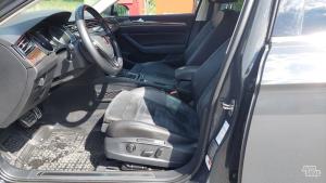 Grey Volkswagen Passat 2019 in Vilnius, with an engine capacity of 2.00 L and mileage of 253 thousand km for 12950 €, photo 10 on AUTOMOTO.COM.LV