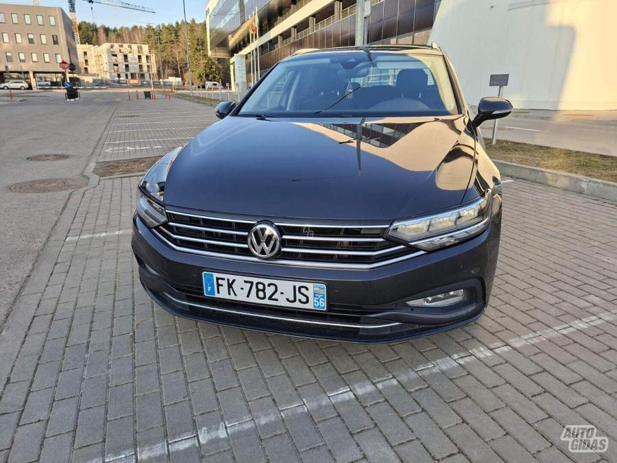 Grey Volkswagen Passat 2019 in Vilnius, with an engine capacity of 2.00 L and mileage of 220 thousand km for 12600 €, photo 6 on AUTOMOTO.COM.LV
