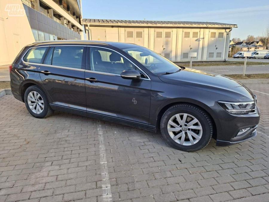Grey Volkswagen Passat 2019 in Vilnius, with an engine capacity of 2.00 L and mileage of 220 thousand km for 12600 €, photo 8 on AUTOMOTO.COM.LV