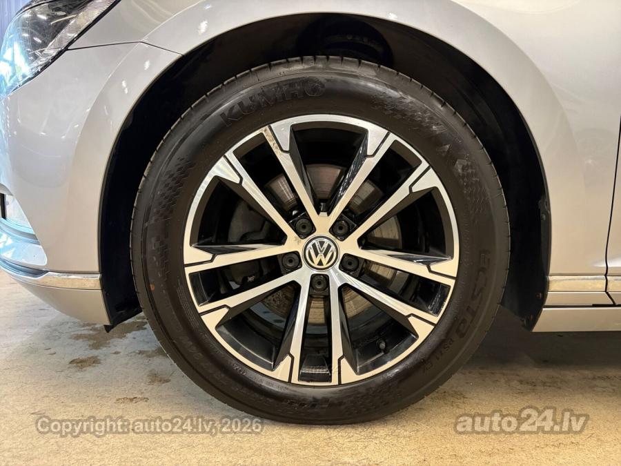 Pelēks Volkswagen Passat 2019 Tallina, ar dzinēja tilpumu 2.00 L un nobraukumu 152 tūkst. km par 19900 €, foto 14 vietnē AUTOMOTO.COM.LV