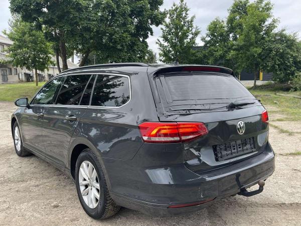 Pelēks Volkswagen Passat 2019 Kauņa, ar dzinēja tilpumu 1.97 L un nobraukumu 239 tūkst. km par 9650 €, foto 7 vietnē AUTOMOTO.COM.LV