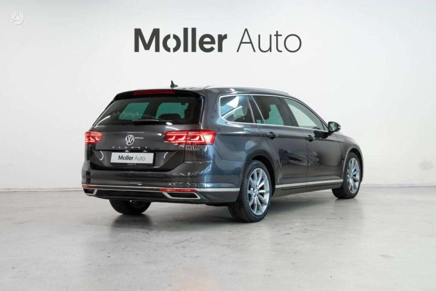 Pelēks Volkswagen Passat 2019 Viļņa, ar dzinēja tilpumu 2.00 L un nobraukumu 199 tūkst. km par 16700 €, foto 4 vietnē AUTOMOTO.COM.LV