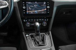 Pelēks Volkswagen Passat 2019 Viļņa, ar dzinēja tilpumu 2.00 L un nobraukumu 199 tūkst. km par 16700 €, foto 18 vietnē AUTOMOTO.COM.LV