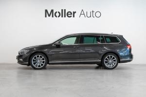 Pelēks Volkswagen Passat 2019 Viļņa, ar dzinēja tilpumu 2.00 L un nobraukumu 199 tūkst. km par 16700 €, foto 7 vietnē AUTOMOTO.COM.LV