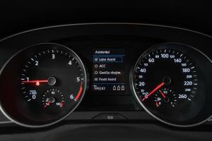 Pelēks Volkswagen Passat 2019 Viļņa, ar dzinēja tilpumu 2.00 L un nobraukumu 199 tūkst. km par 16700 €, foto 16 vietnē AUTOMOTO.COM.LV