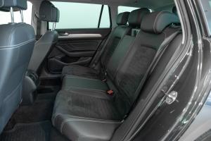 Pelēks Volkswagen Passat 2019 Viļņa, ar dzinēja tilpumu 2.00 L un nobraukumu 199 tūkst. km par 16700 €, foto 23 vietnē AUTOMOTO.COM.LV