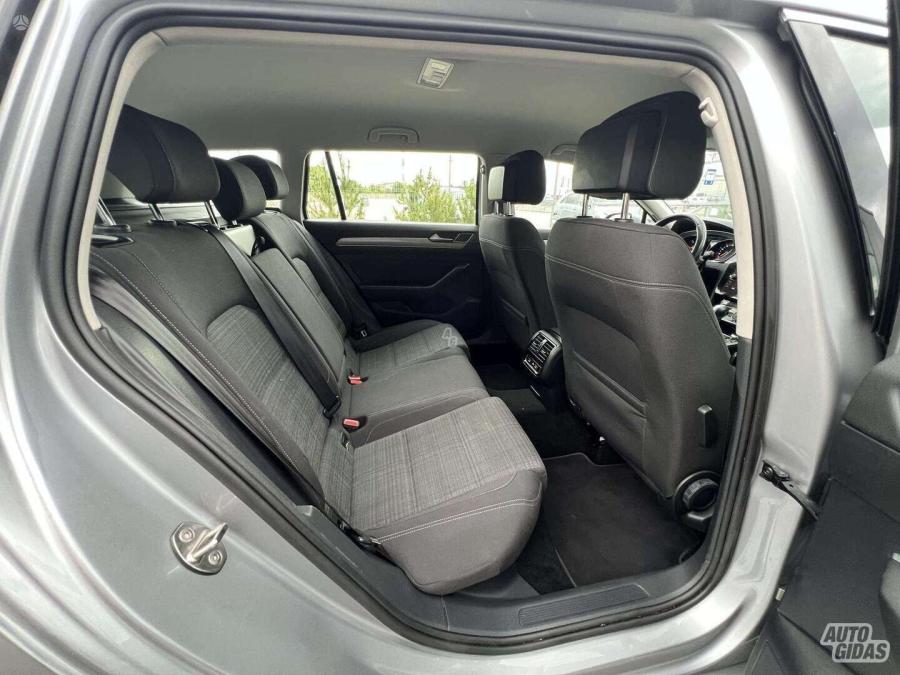 Pelēks Volkswagen Passat 2019 Šauļi, ar dzinēja tilpumu 2.00 L un nobraukumu 196 tūkst. km par 12900 €, foto 21 vietnē AUTOMOTO.COM.LV